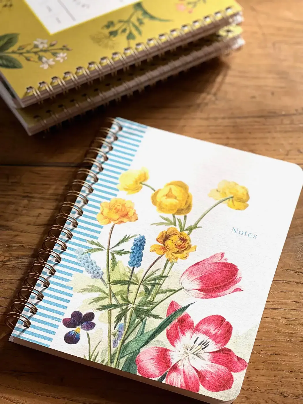 Papeterie upcyclée : la collection Printemps d'Artisan Paper
