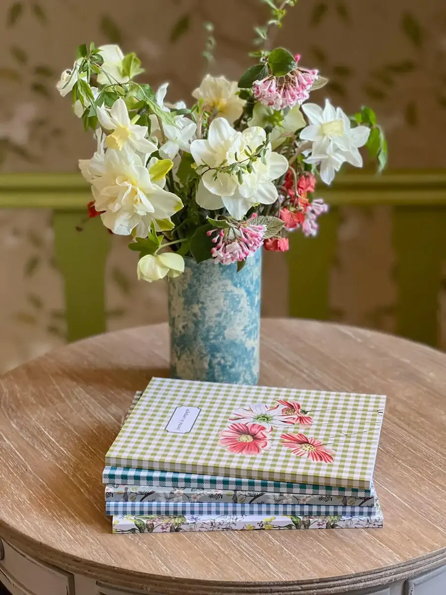 Papeterie upcyclée : la collection Printemps d'Artisan Paper